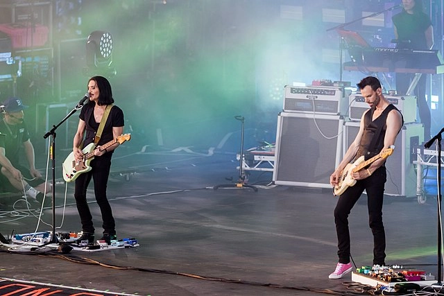 Les 20 Groupes Rock des Années 90 les Plus Connus de la Génération